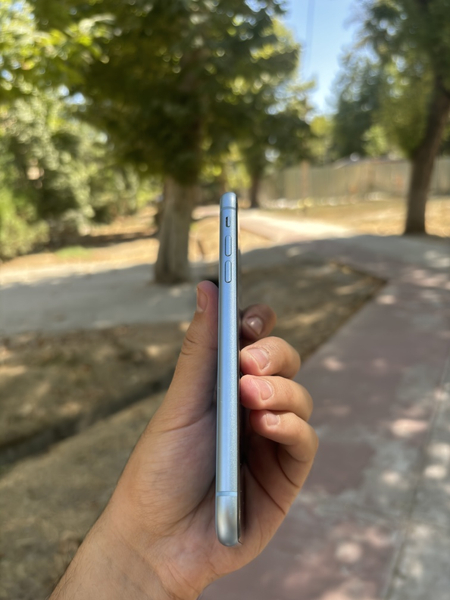 iPhone Xr 128 гб