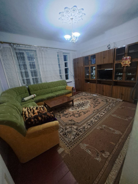 Chirchiq shahar navoiyda 2 xonali uy ijaraga beriladi