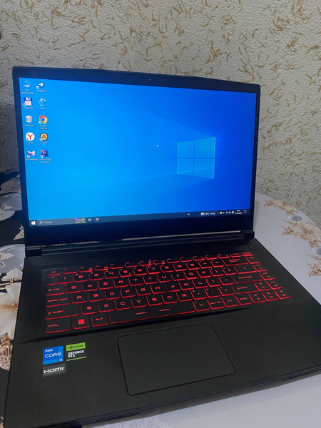 Msi noutbok sotiladi kafolatli