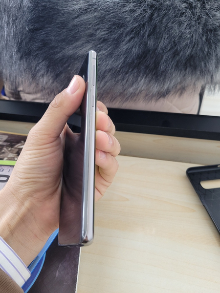 Samsung galaxy S10 128gb Flagman