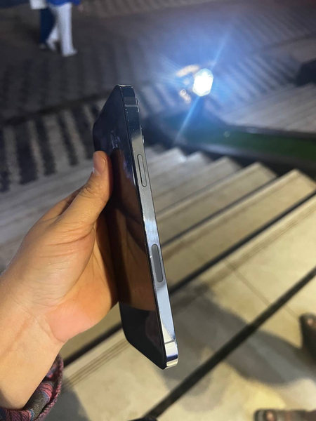 iPhone 13 pro max 128 blue
