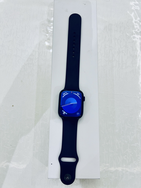 Продаю Apple watch 8/45