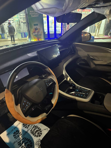 Продам  СРОЧНО BYD Song Pro