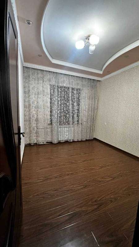 Гулзор  .4/4/5.    Евро ремонт!  92 м²  ( GULZOR MAHALLA )