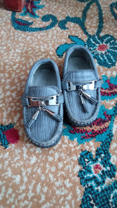 Makasi va etik sotiladi