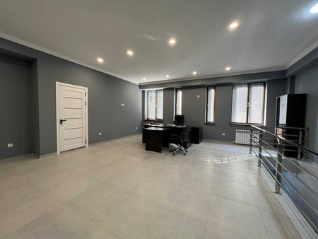 Аренда офис 124 m2 - Янгихаётский район - $ 700