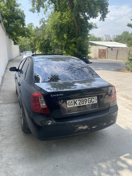Lacetti 1.8 avtomat 3 pazitsa Srochna sotiladi !
