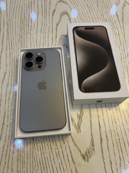 Iphone 15 pro 256 natural titanum