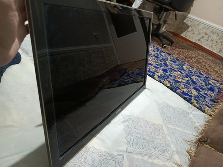 Samsung manitor  32  Sotiladi