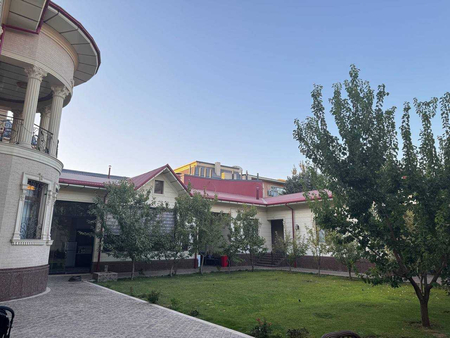 Продается роскошный дом в центре Луначарского
