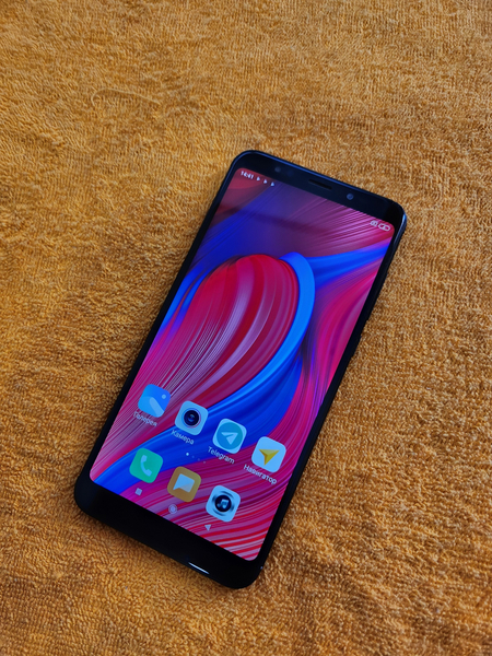 Redmi 5+ sotiladi