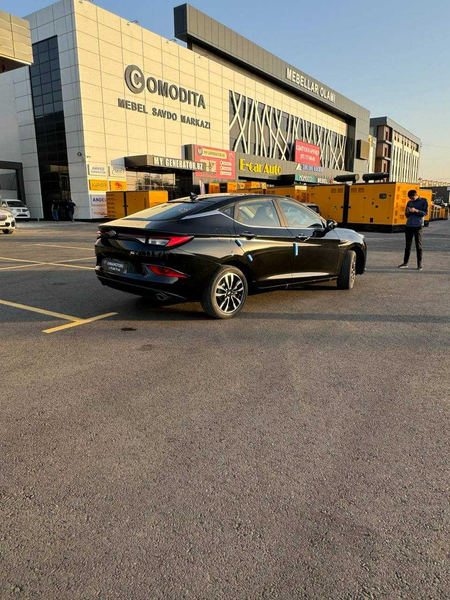 JAC J7 Jentra, monzadan qulayroq va hamyonbop