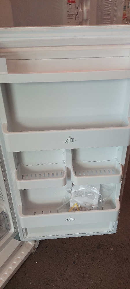 Indesit ITD-125 холодильник