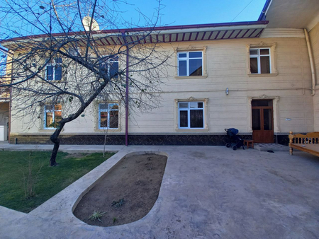 Продаётся дом на земле 6 соток