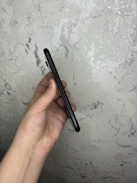 Iphone xr 64gb arzon