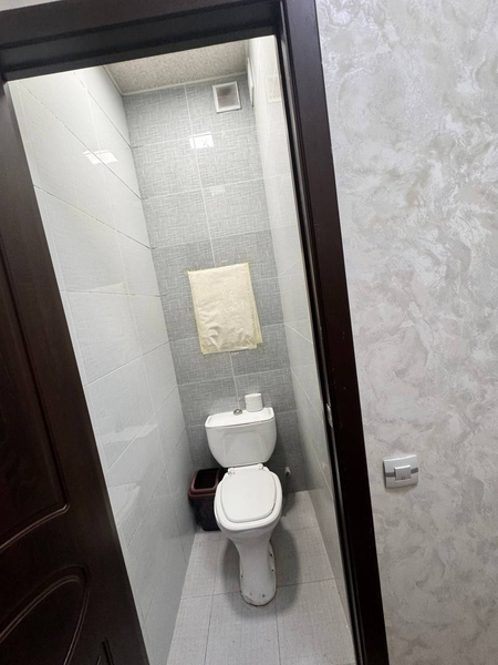 Chilonzor 6 kv 2 xonali xamma sharoitlari bor 500$ lubboyiga