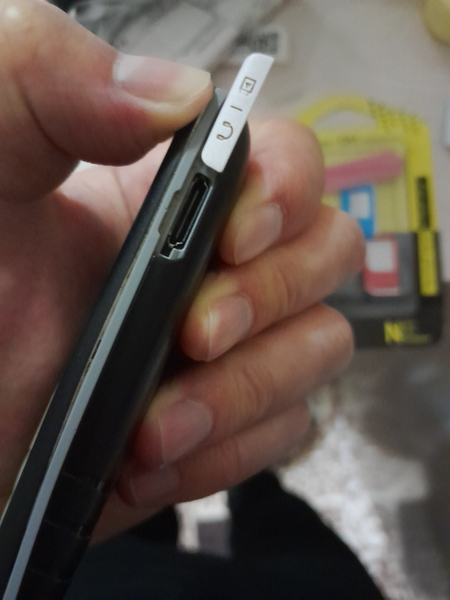 Assalom alekum telefon sotiladi samsung imeidan utgan
