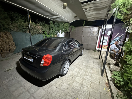 Продается Lacetti optra Iphone 12pro max в подарок