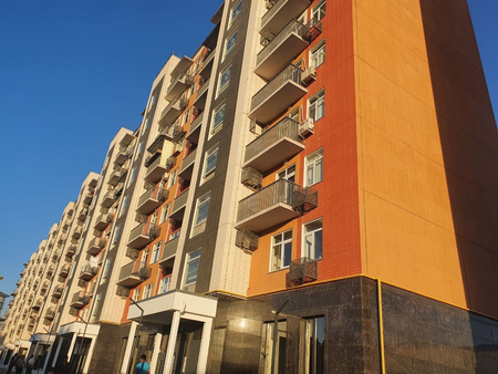 Махтумкули  Новостройка  1 ком 7 этаж.39 квадратов Продаю