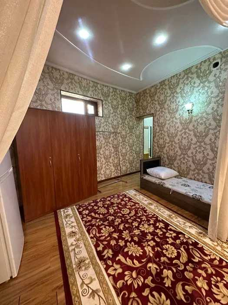 БУМ ижара 3 хонали квартира, Талаба кизларга 5 киши id sh 909
