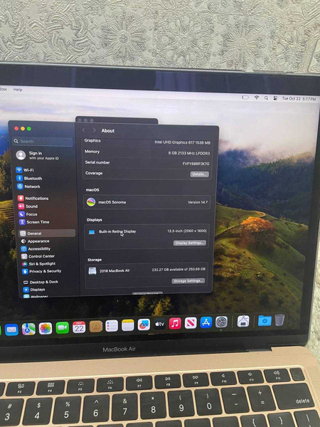 Macbook Air + Chexol + Original Zaryadka
