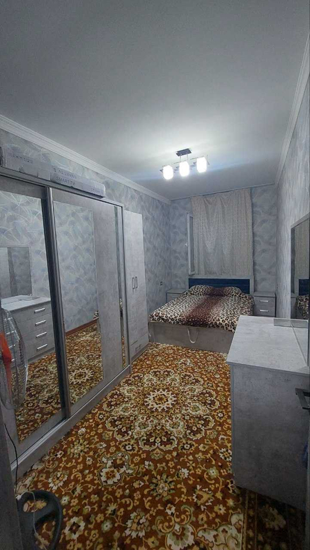 Квартира сотилади 2 хонали 3 хона қилинган. 4 этажка 4 этаж.