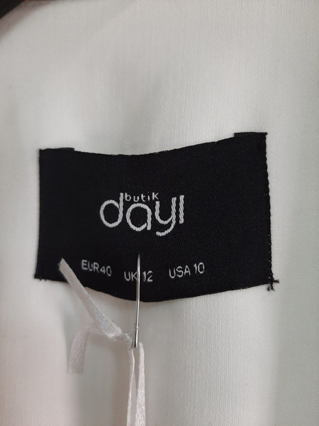 Новый пиджак от бренда Dayi, размер 40