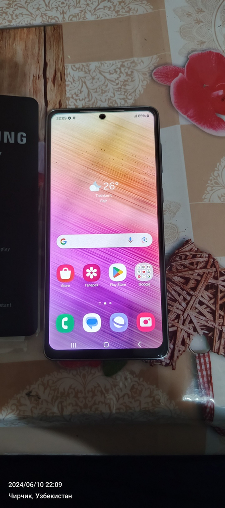 Samsung Galaxy A73 5G  8/256gb srochniy sotiladi.