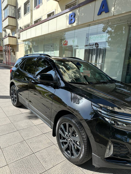 Продаётся свой Equinox 2020года  RS