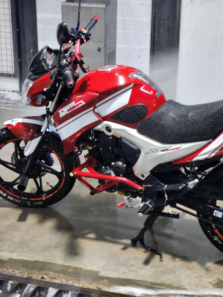 Moto suzuki sotiladi