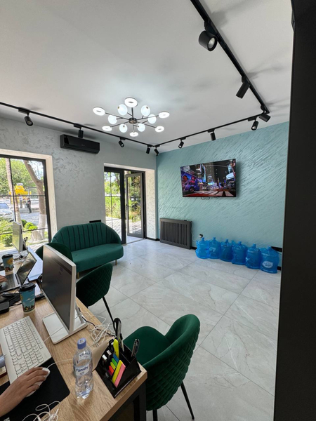 Продаю Hi-Tech Нежилое Помещение Вдоль дороги Brasserie Автодарожный