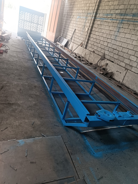 Gurzavoy lift xizmati