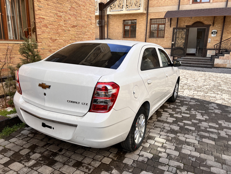 Продам без пробег Cobalt Stayl A/ T Plus 4+ ABS . Магнтафон имеется .