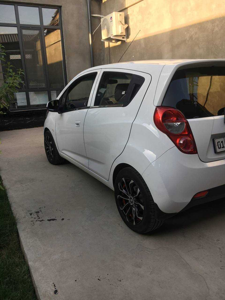 Chevrolet Spark 2-позиция