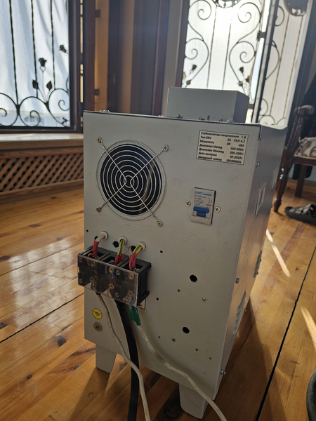 Продается Стабилизатор напряжения переменного тока, одноразовый. 20kVA