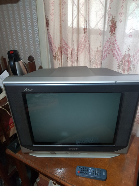 Телевизор SHARP/53см