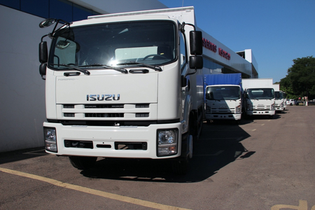 Фургон (будка) 5 тонна Isuzu NPR 82L CNG