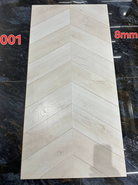 Laminat tarket 8mm archa sifati alo HDF