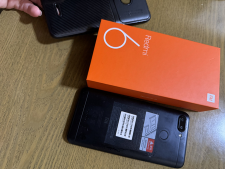 Redmi 6 32 GB.
