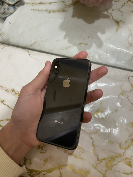 Iphone x 64gb arzon srocna sotilad