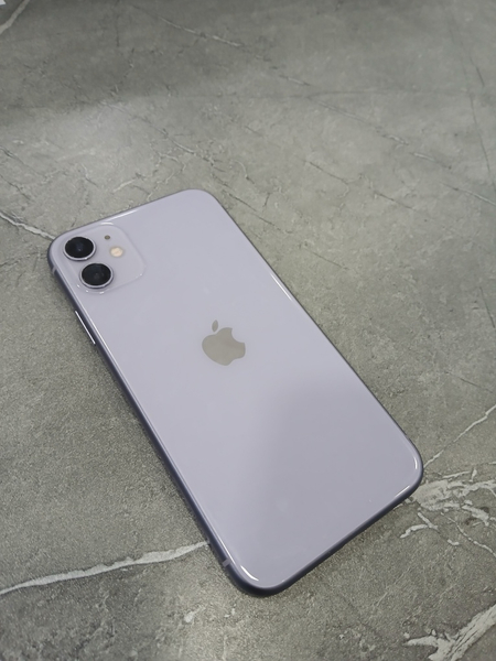 IPhone 11 128gb karob doc