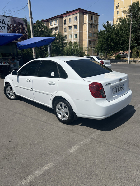 Жентра 2020 йили нархи 12700 келишамиз
