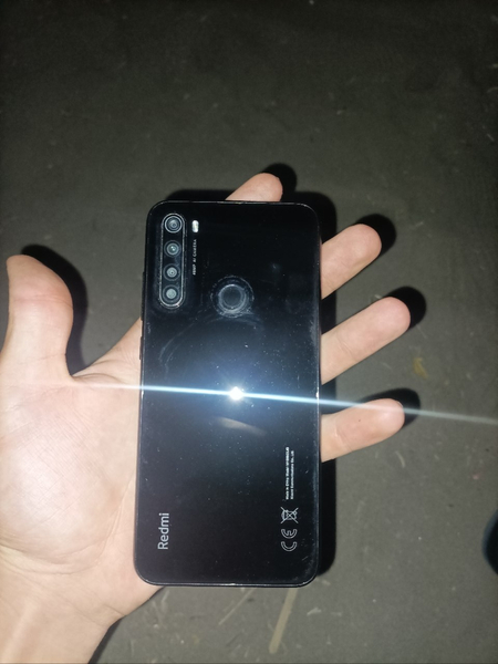 Redmi Note 8 , kor dok yoq , 4/64 , holati alooo