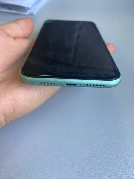 Iphone 11 128 halti udar