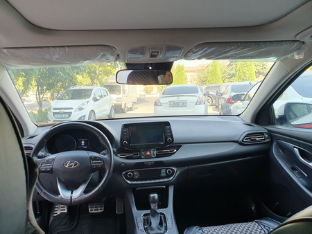 Hyunday i30. Yili 2022. Yurgani 47000. Narxi 19900