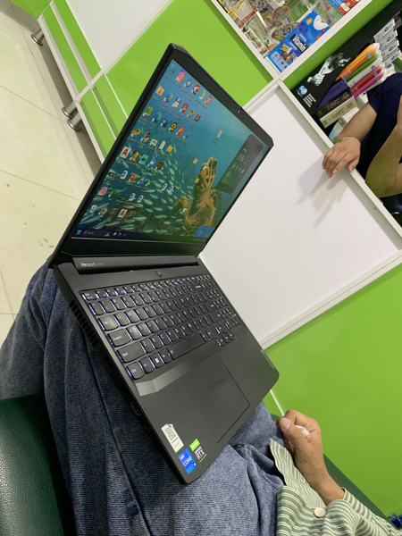 Lenova ideapad gaming 3 corei 5 Rtx 3050