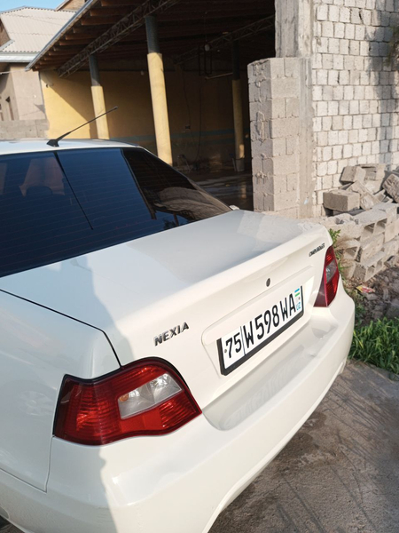 Nexia 2 Sotiladi