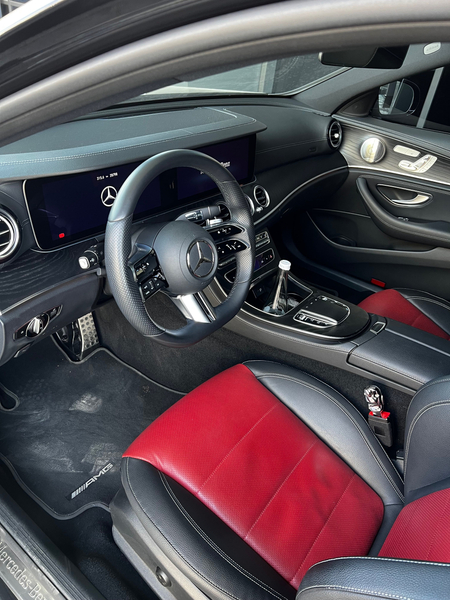 Продам Mercedes Benz E200, 2021 года рестайлинг, чистая!