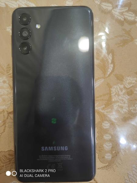 Продаю Samsung 04s