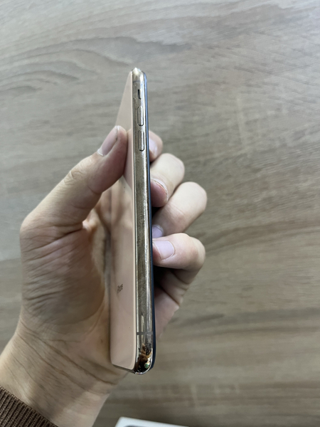 Iphone Xs 64GB LL/A.   .